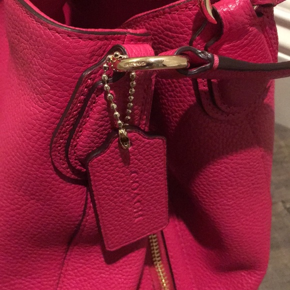 Coach | Bags | Authentic Coach Edie Shoulder Carryall Handbag | Poshmark